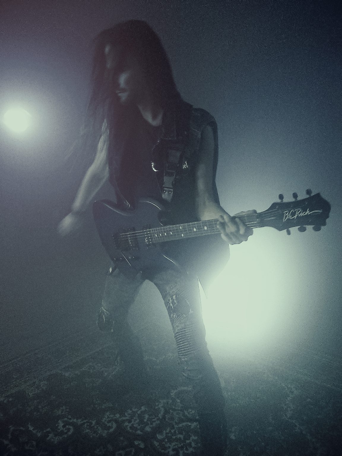 Reviver - Official website of the Dutch heavy metal band Reviver